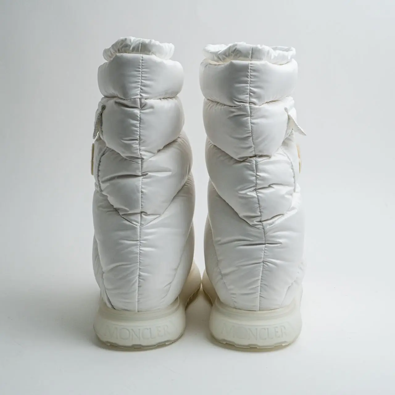 Moncler Gaia Pocket Middle Snow Boots White – voilà.id Moncler Gaia Pocket Middle Snow Boots White – voilà.id